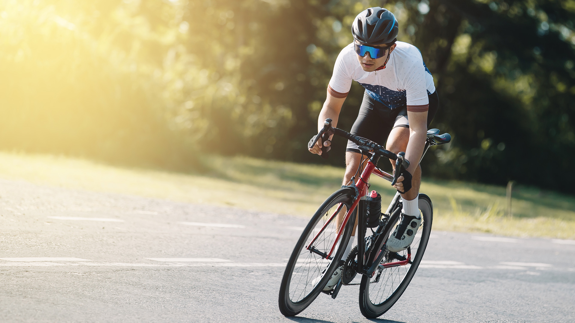 Pedale Seguro - Você pedala sentado ou em pé?